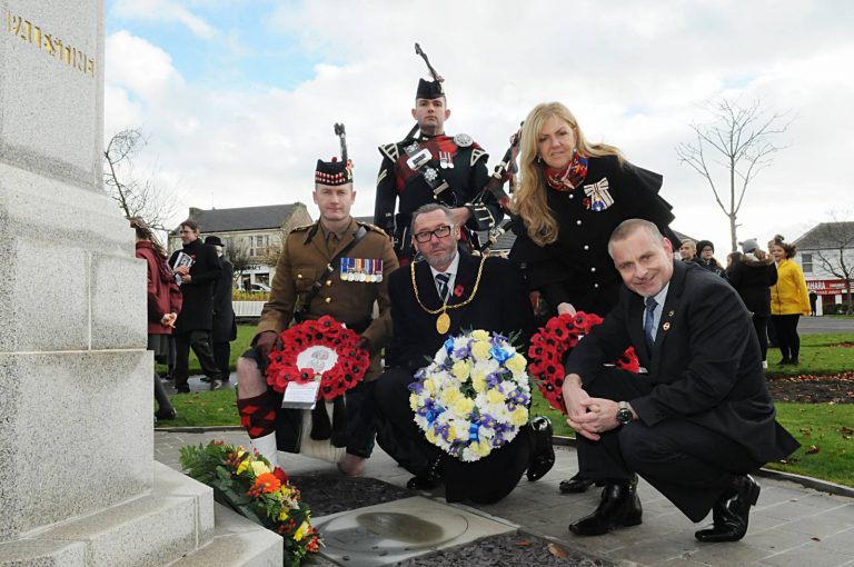 Great War hero commemorated in Carluke - Lieutenancy of Lanarkshire